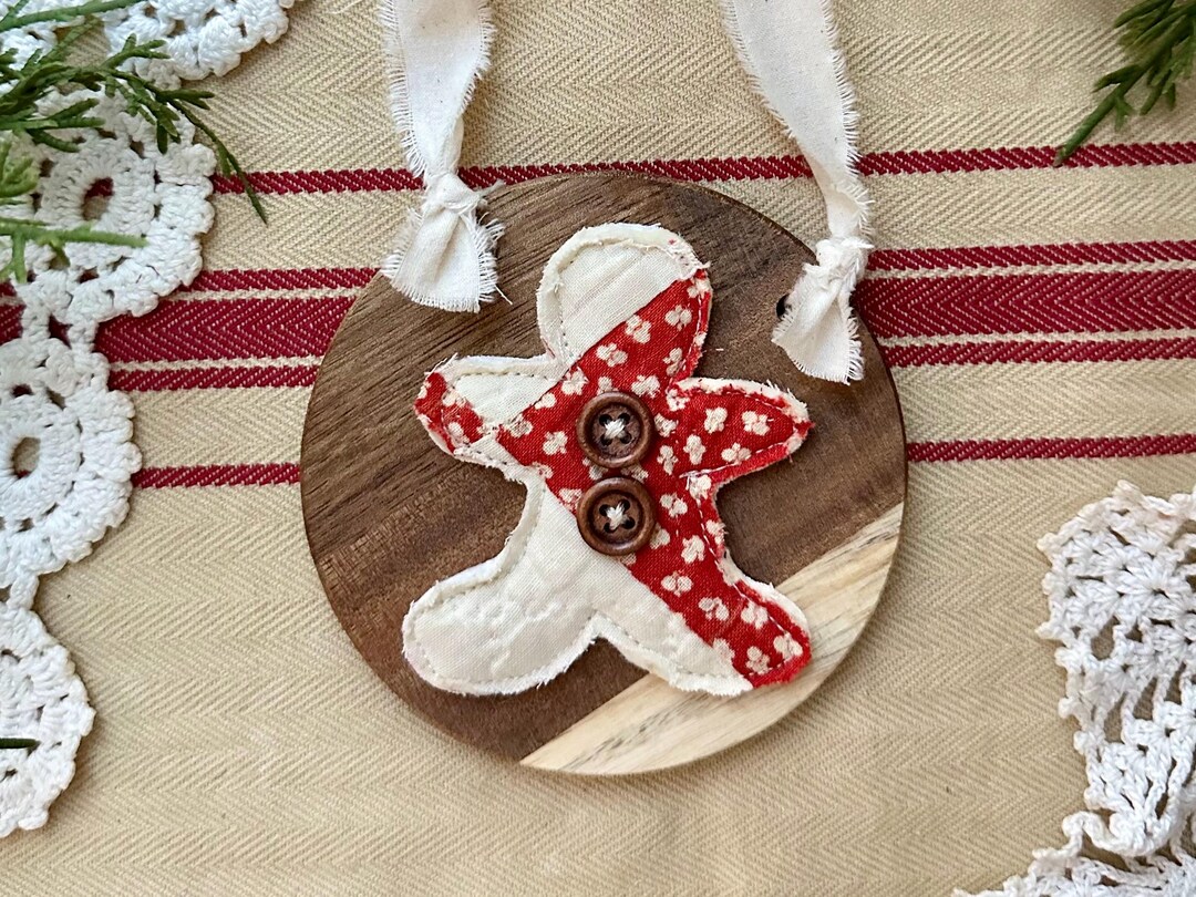 Gingerbread Man Ornament | Quilt & Wood | Christmas Decor | Cottage ...