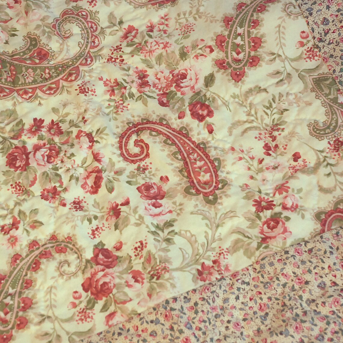 Paisley Pink Handcrafted Quilt - Etsy