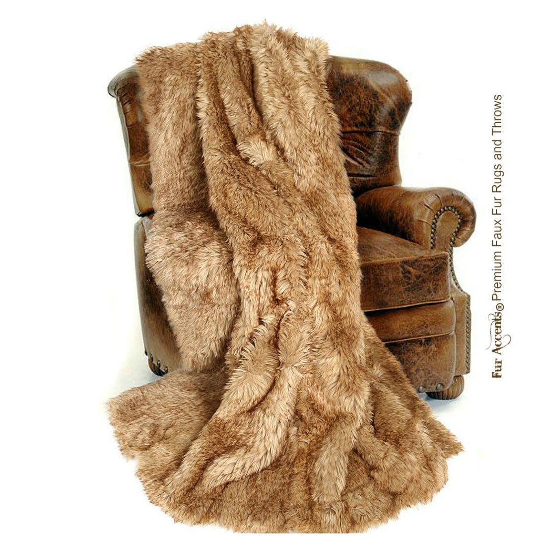Plush Faux Fur Throw Blanket - Bedspread - Luxury Fur Light Golden ...
