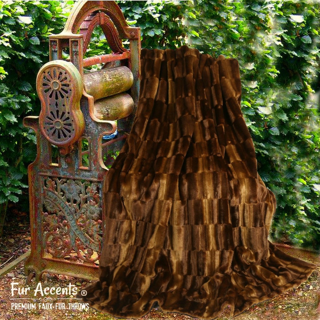 Plush Faux Fur Throw Blanket, Soft Brown Minky Cuddle Rabbit, Beaver ...