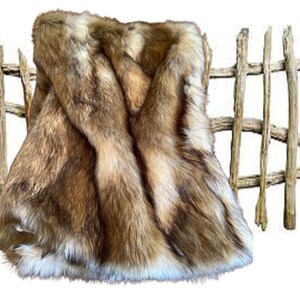 Faux Fur Throw Blanket, Soft, Coyote Stripe, Wolf Skin, Realistic ...
