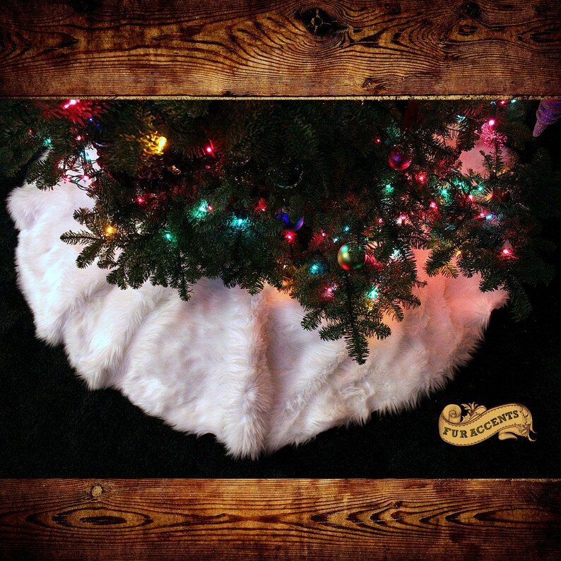 Classic Faux Fur Christmas Tree Skirt - Shaggy Shag Faux Sheepskin ...