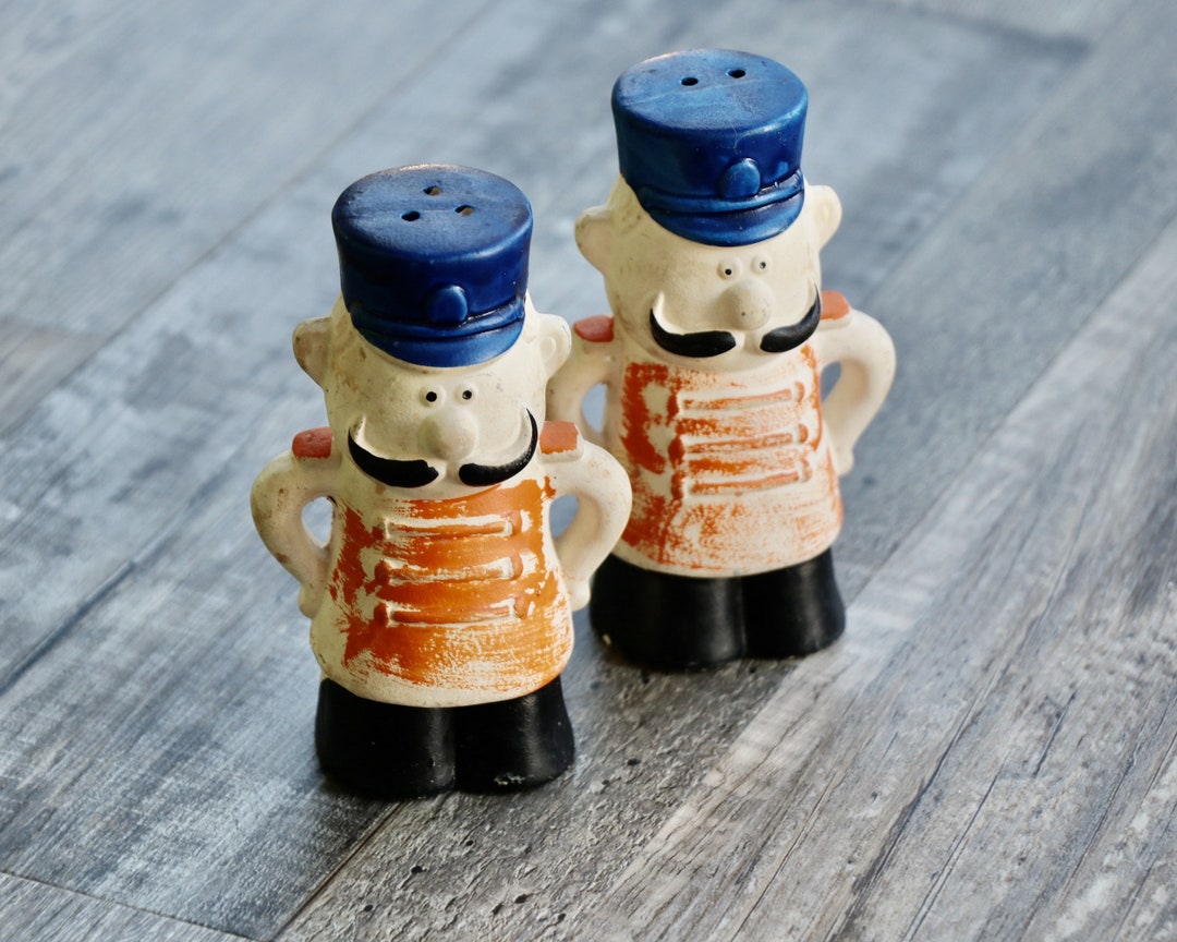 Vintage Sailor S&P Shakers Ceramic Pottery Salt Pepper Shakers Men With ...