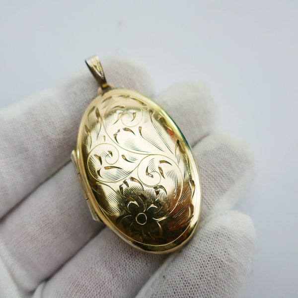 Shield Locket - Etsy