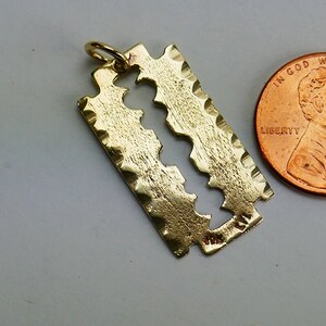 Vintage 10K Yellow Gold Razor Blade Barber Shop Charm Pendant - Fine ...