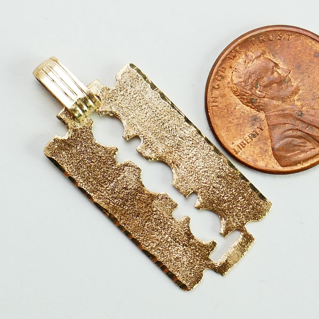 Vintage 10K Yellow Gold Razor Blade Barber Shop Charm Pendant - Fine ...