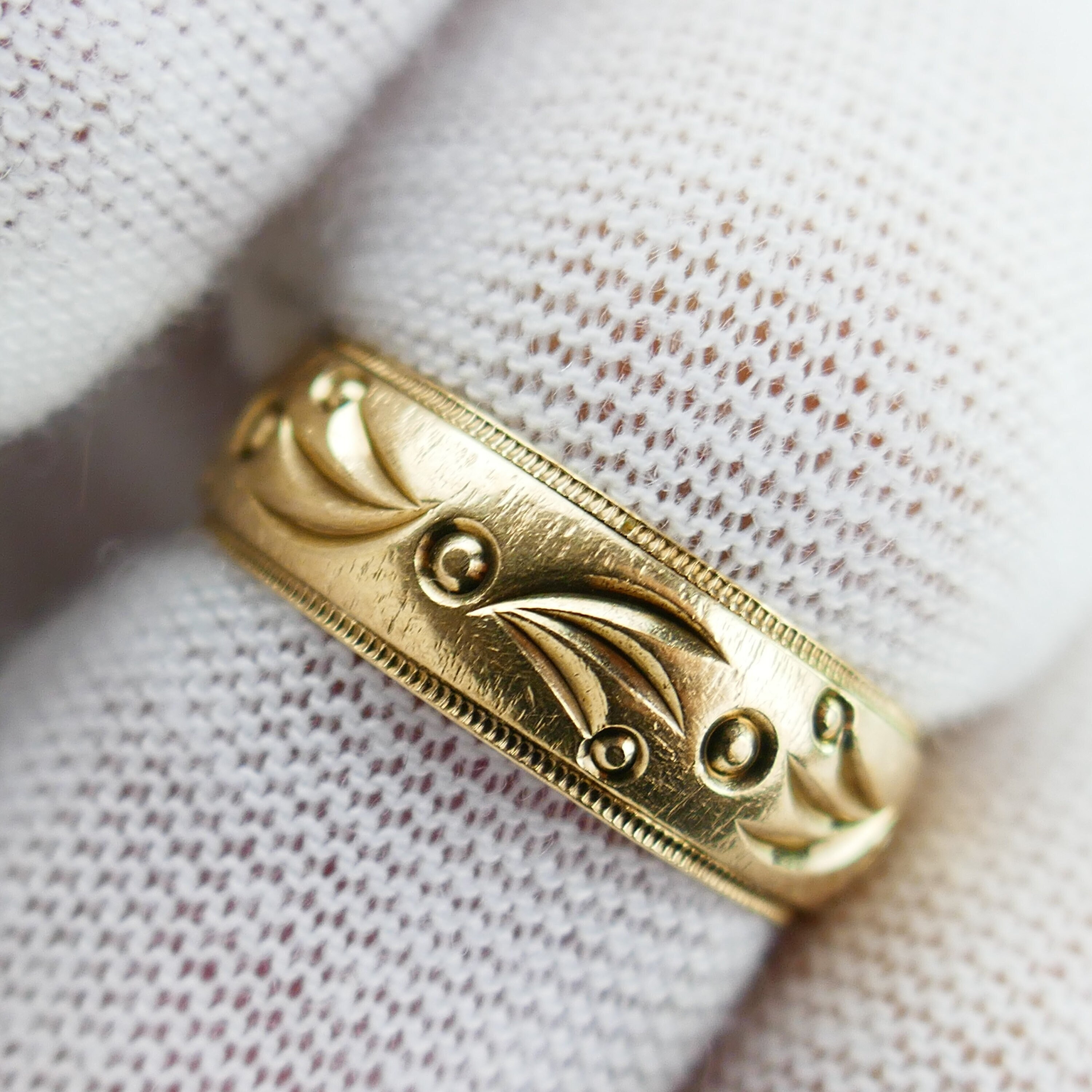 Siffari 10k ring Etsy