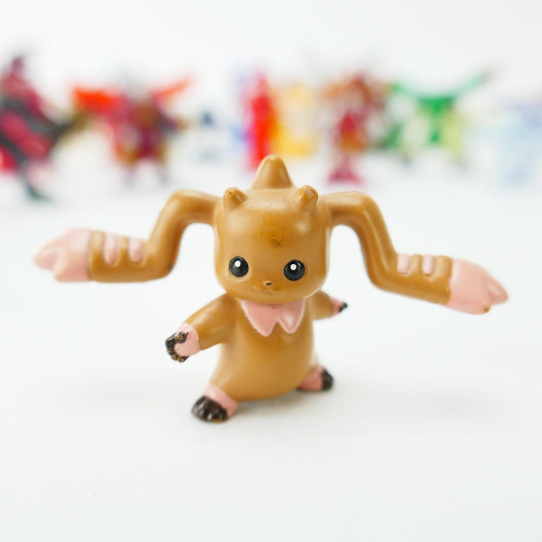 Vintage Lopmon H-T 00 Digimon Mini Figure Bandai FREE COMBINED SHIPPING ...