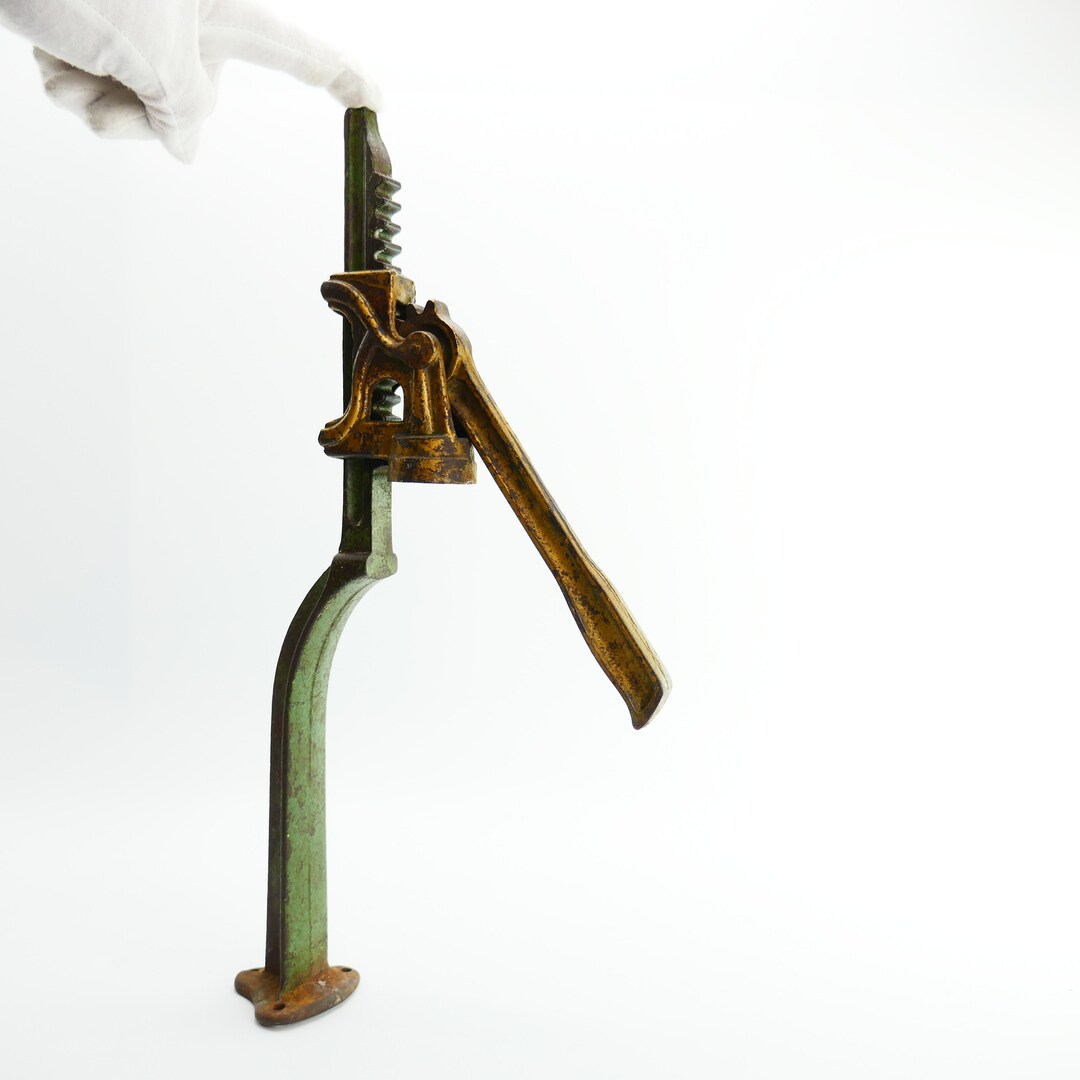 Antique Cast Iron Vintage TF Bottle Capper Cast Iron Made in Usa Seal ...