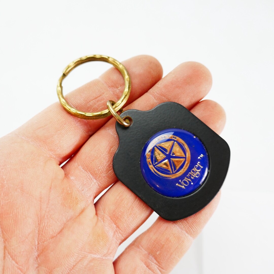 Plymouth Voyager Authentic Vintage Car Keychain Collectible Automobilia ...