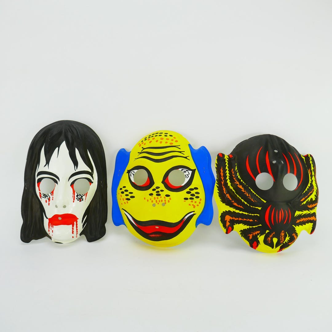 3 Vintage Halloween Costume Plastic Mask Trick or Treating Spooky ...