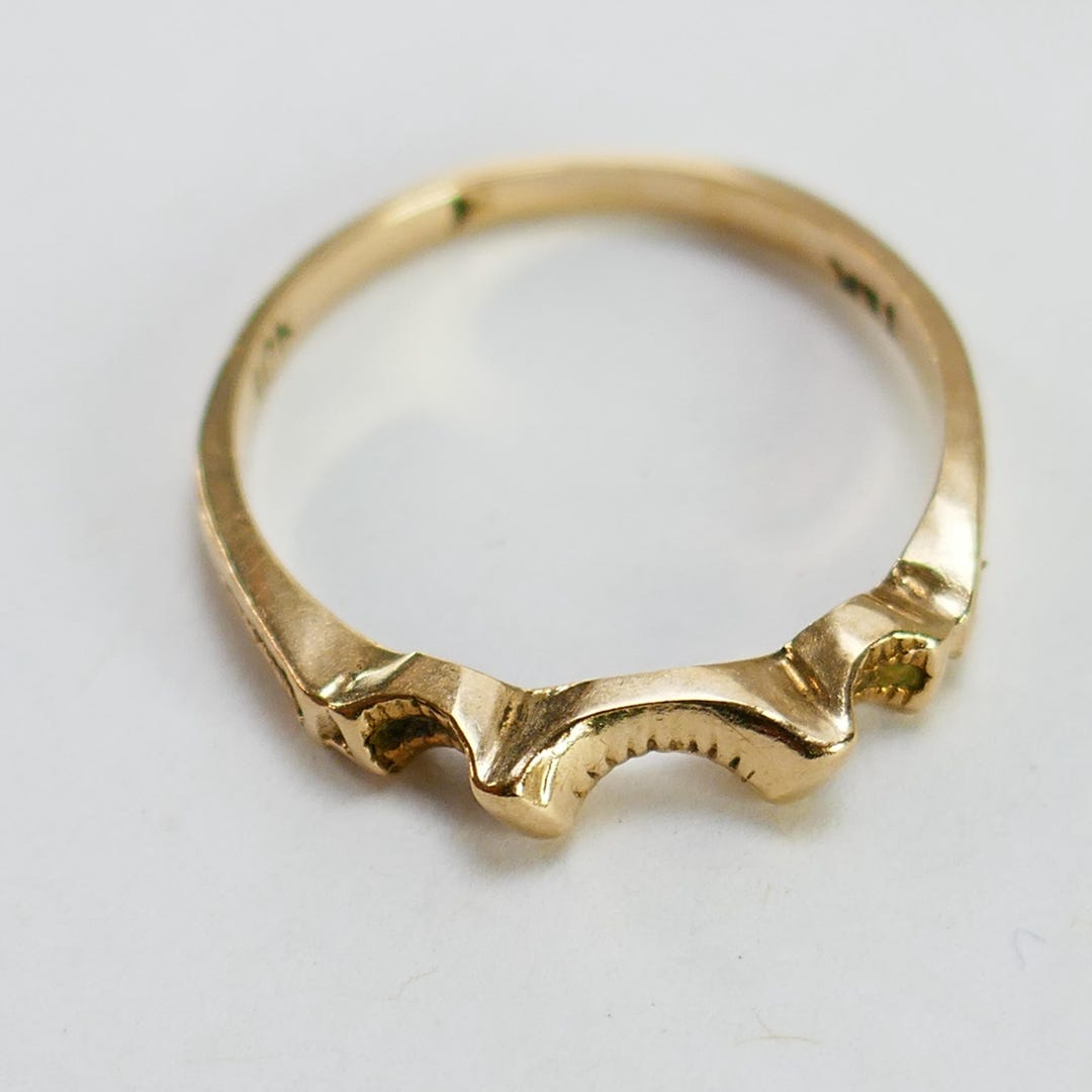 Vintage 10K Yellow Gold Band Ring Size 5.5 US Knuckles Shape Minimalist ...