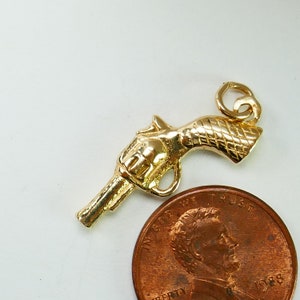 Vintage 10k Yellow Gold Revolver Gun Fusil Pistol Charm Pendant 3D ...