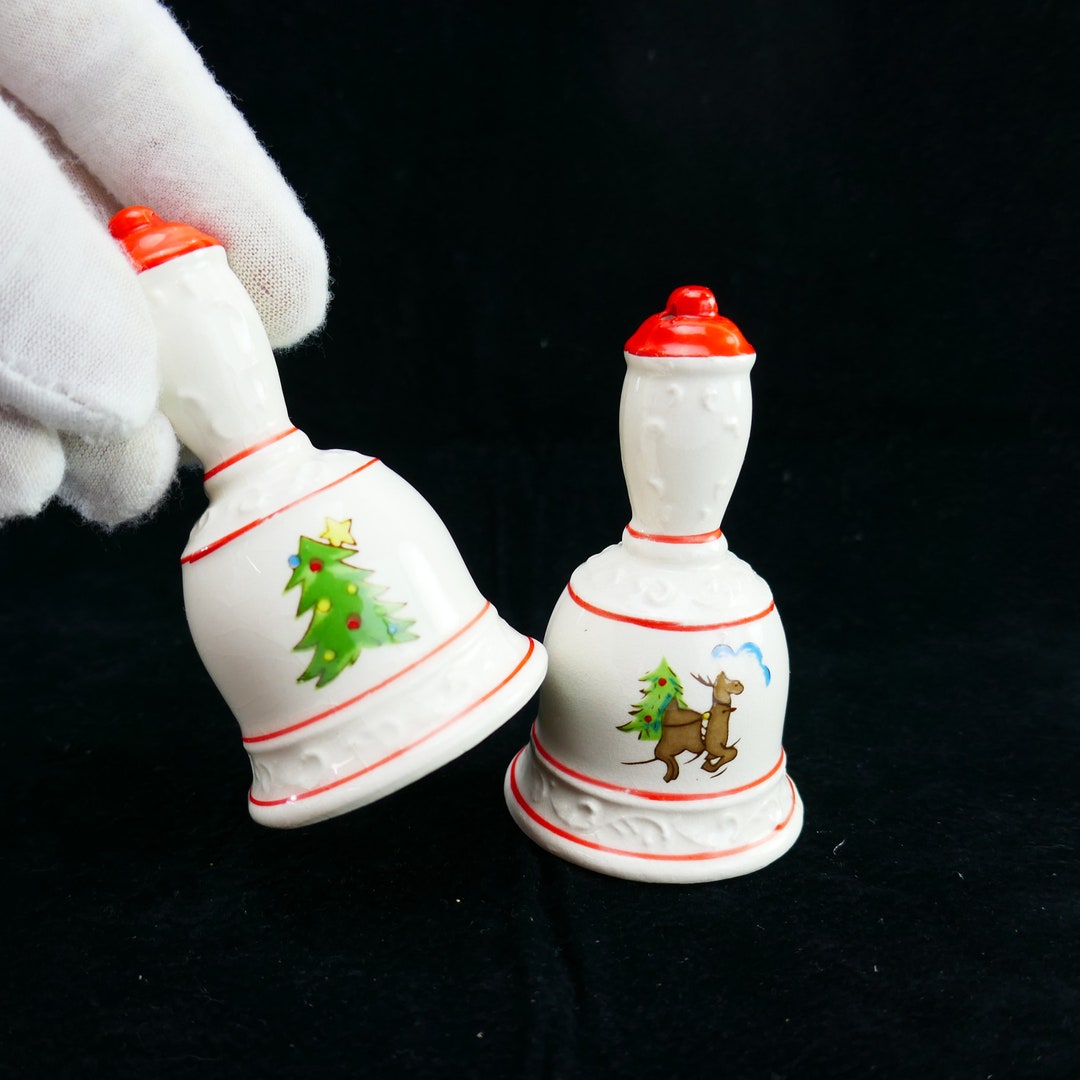 Vintage Xmas Bells Christmas Tree Star Camel Salt Pepper Shakers ...