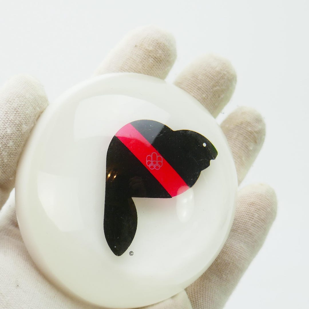 Rare Vintage Amik Beaver Paperweight 1976 Olympic Montreal Canada ...