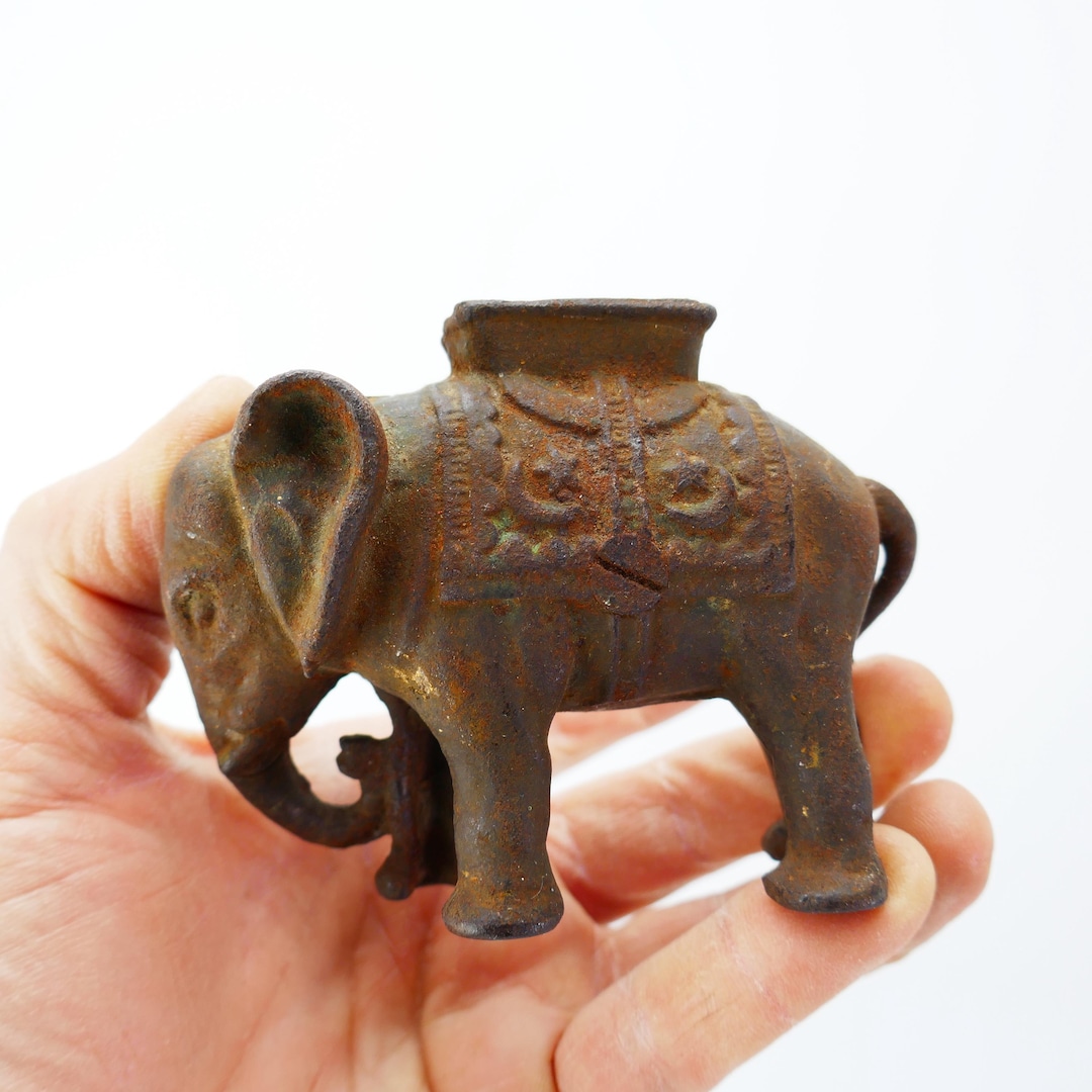 Rusty Antique Cast Iron Elephant Coin Bank Collectible Piggy Bank - Etsy