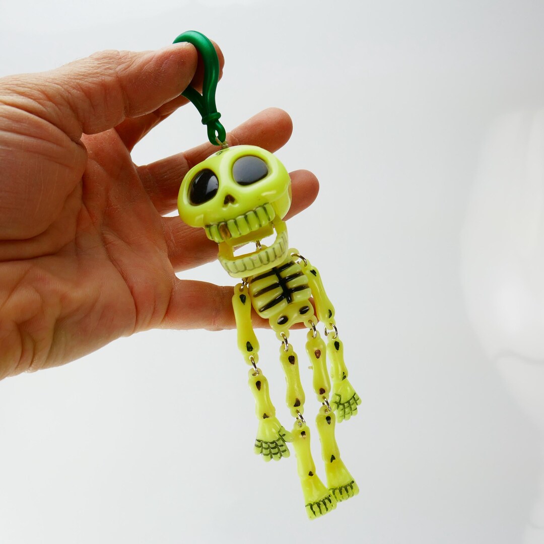Vintage Older Chattering Teeth Articulated Skeleton 5.5" Keychain Pull ...