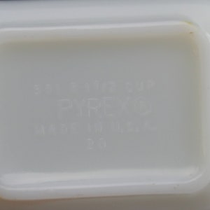 Vintage Pyrex Amish 501 Fridge Dish Lid Turquoise on White Butterprint ...