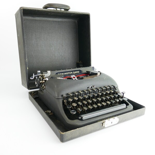 Antique Typewriter With Case - Etsy