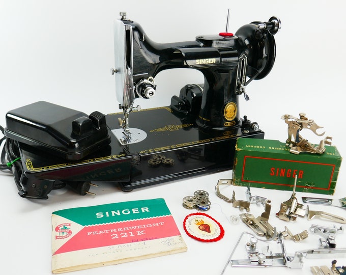 2 Vintage Singer 221 Featherweight Sewing Machine No Case Newly ...