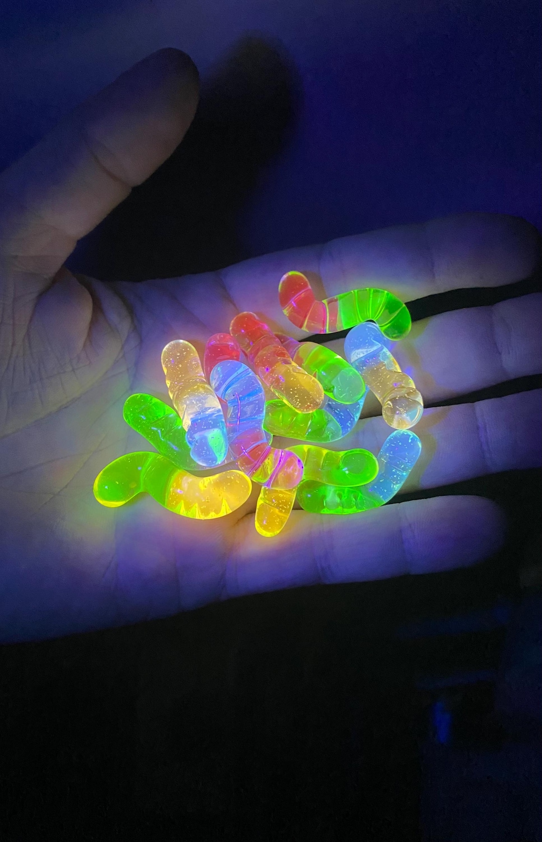 Glass Gummy Worms Using Uranium or UV -1pc or 2pc Special - Etsy
