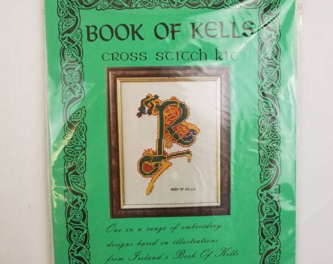 Book of Kells Cross Stitch Pattern Family Crest Letter Initial R Pillow ...