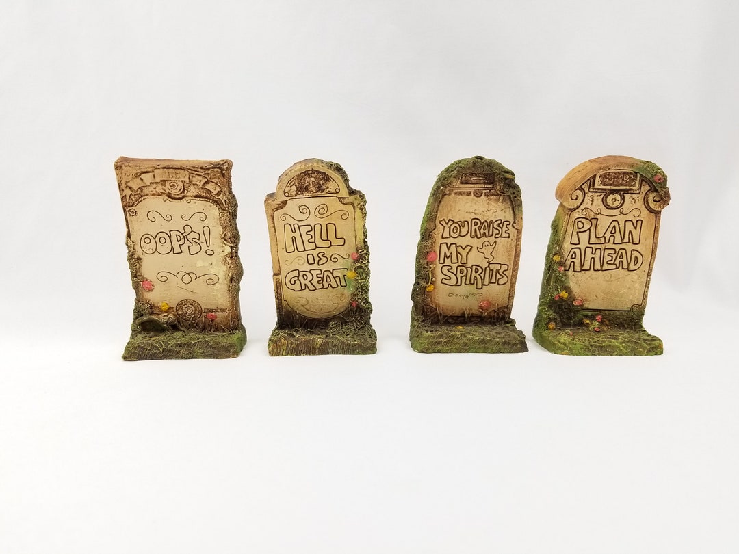 Miniature Gravestone Tombstone Graveyard 1975 Kimbo Halloween Henning ...