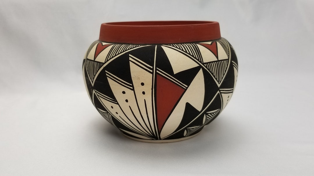 Acoma Pueblo Pottery Vessel Signed M. Lukee Native American New Mexico ...