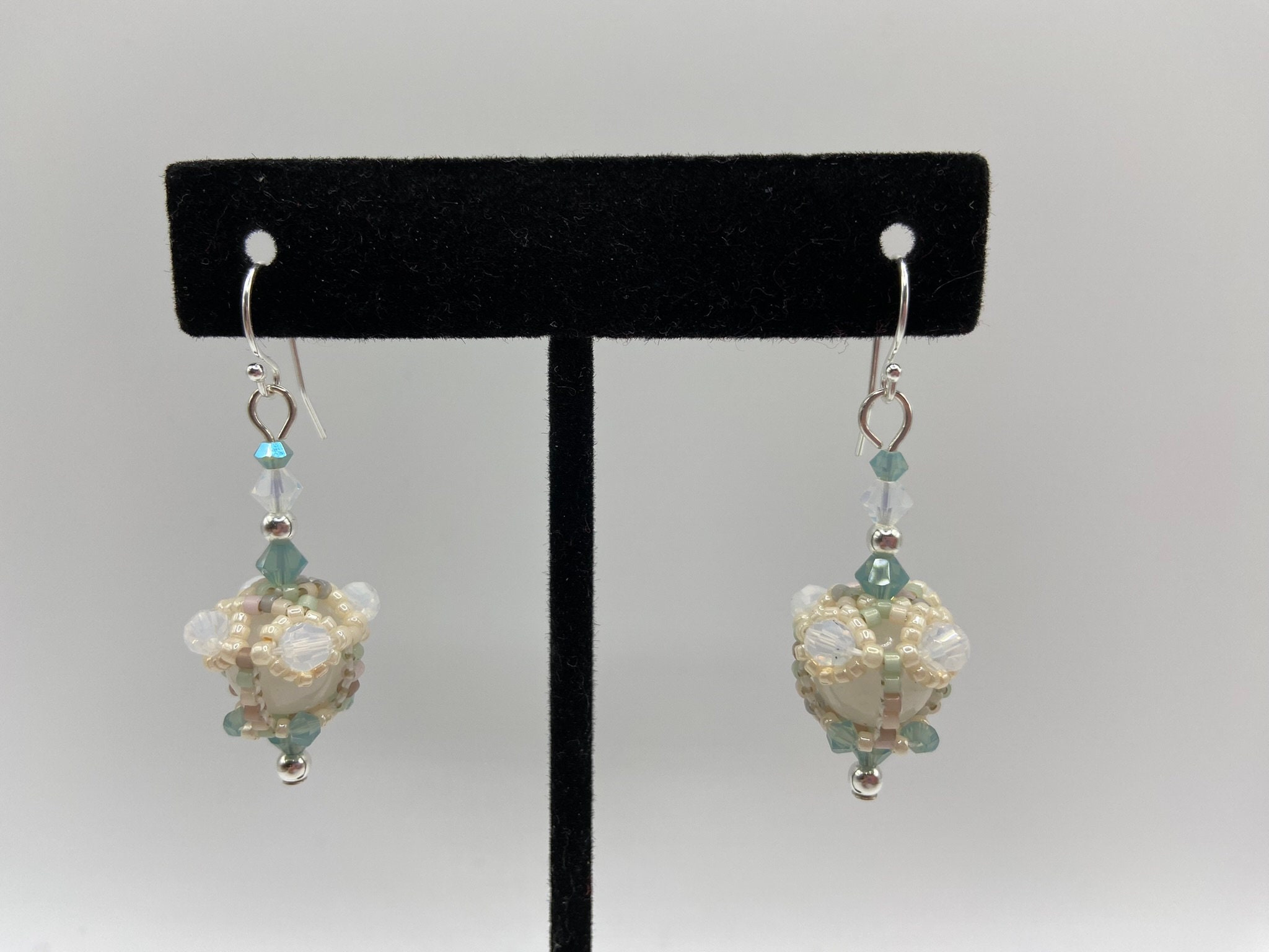 Beautiful 10mm White Quartz Bead Bezeled With Delica Beads & Swarovski ...