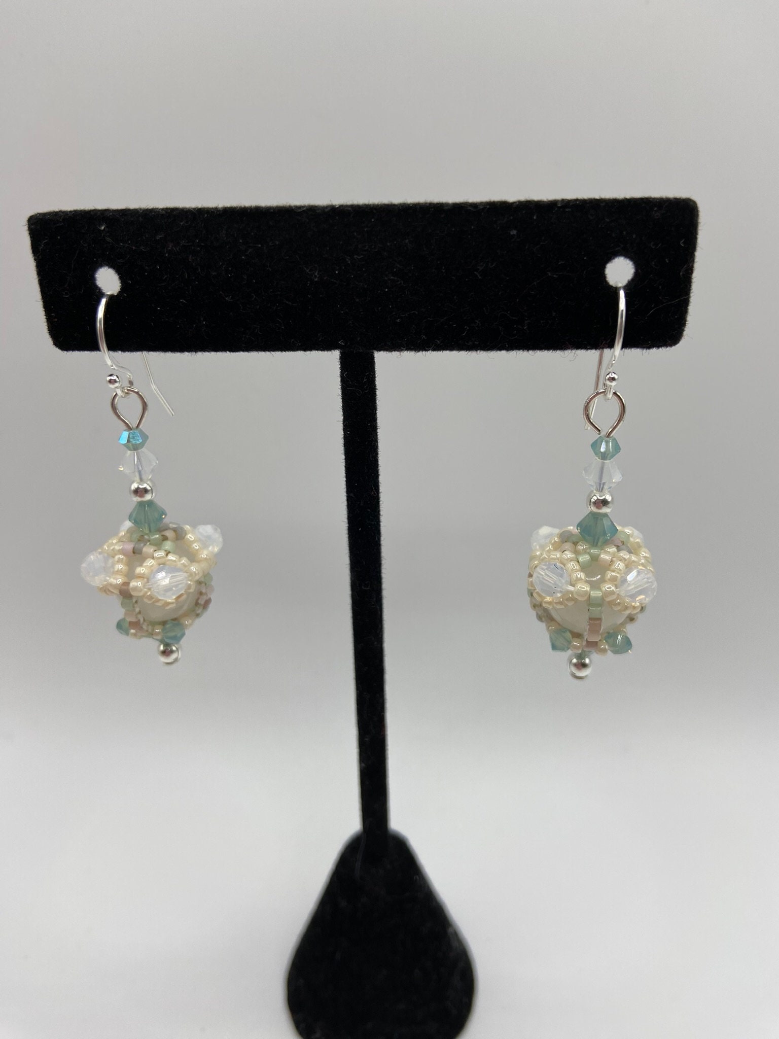 Beautiful 10mm White Quartz Bead Bezeled With Delica Beads & Swarovski ...