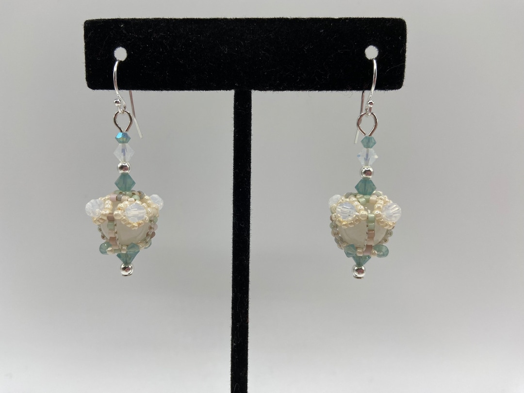 Beautiful 10mm White Quartz Bead Bezeled With Delica Beads & Swarovski ...