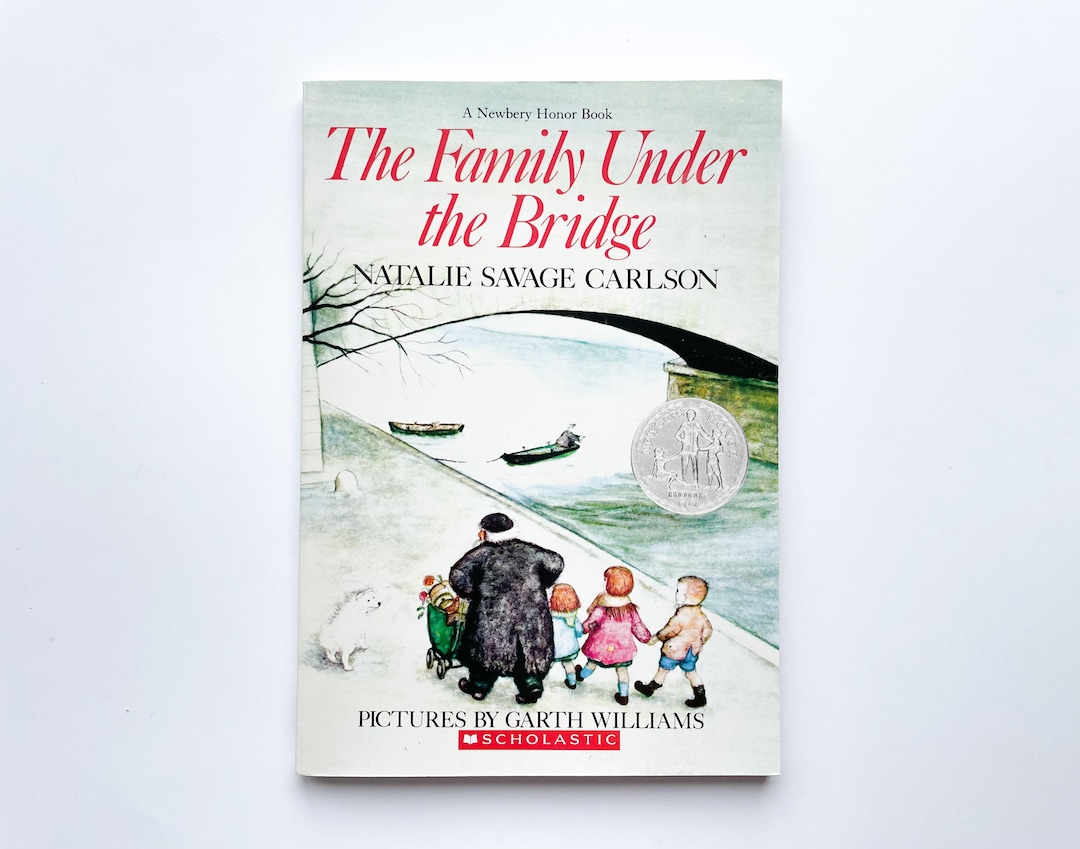 The Family Under the Bridge | by Natalie Savage Carlson | 1990 ...