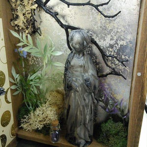 Travel Shrine Honoring the Morrigan Dark Goddess Pagan Wicca - Etsy