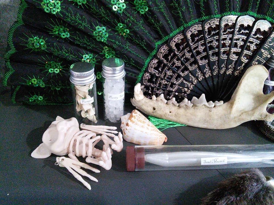 Pre-filled Demon Hunter Kit | Etsy