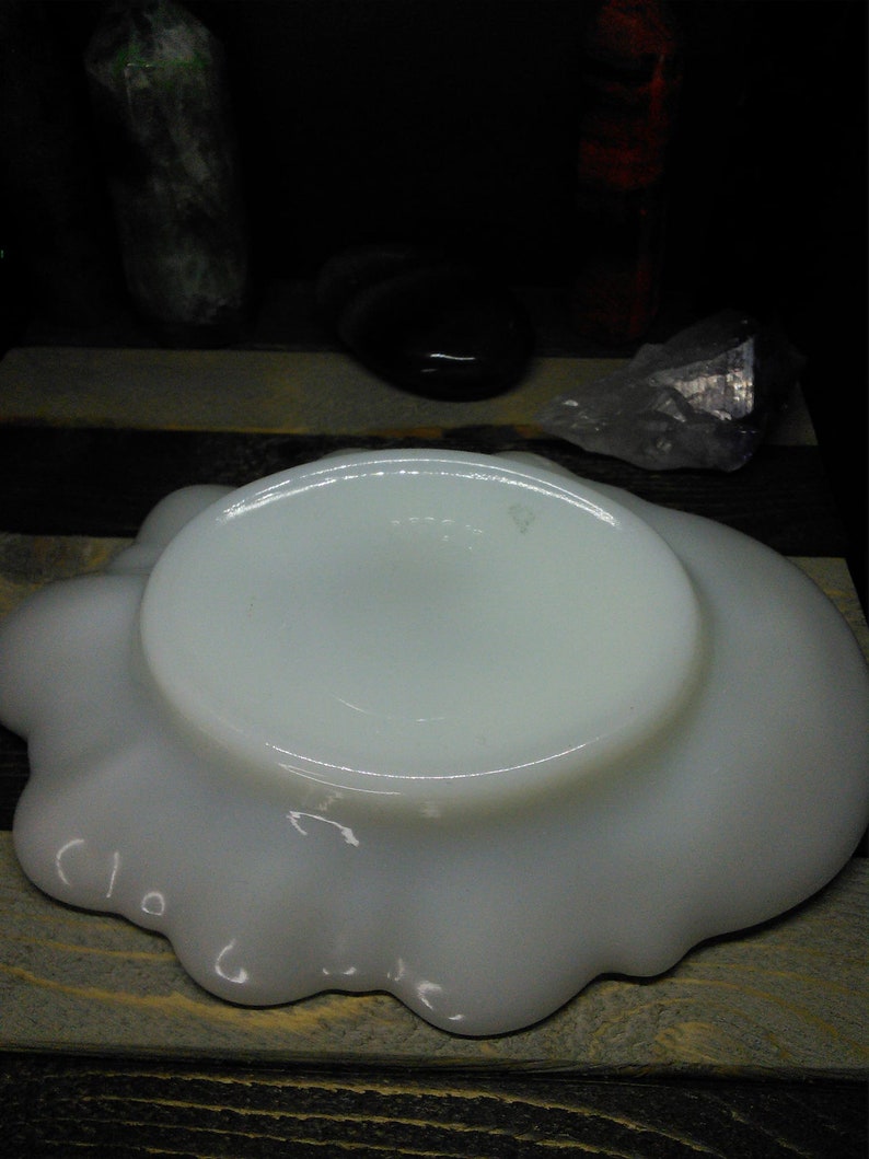 Vintage Milk Glass Shell and Angel Aphrodite Dish for Weddings ...