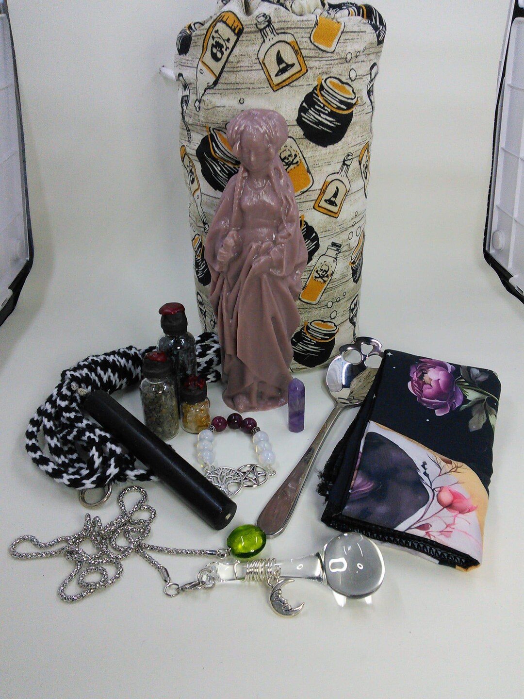 Pagan Altar Kit in a Can #1 - Etsy