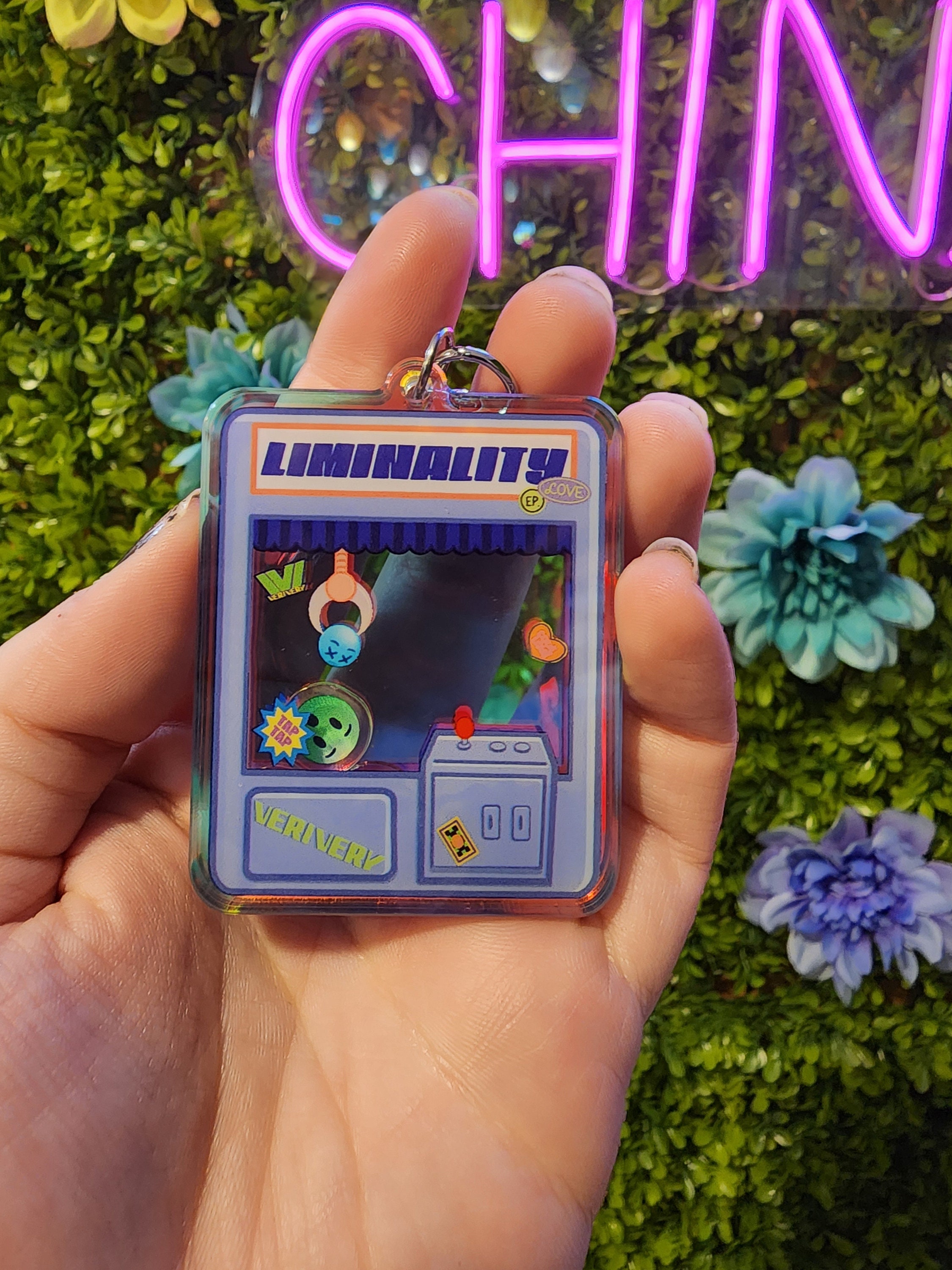 VERIVERY Claw Machine Shaker Keychain - Etsy