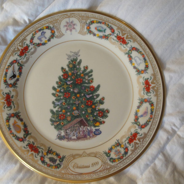 Lenox Around the World Christmas Trees Plates - Etsy