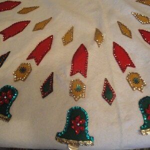 Stunning 1960s Tree Skirt Home Made Spangles Felt Hand Stitched Vintage ...