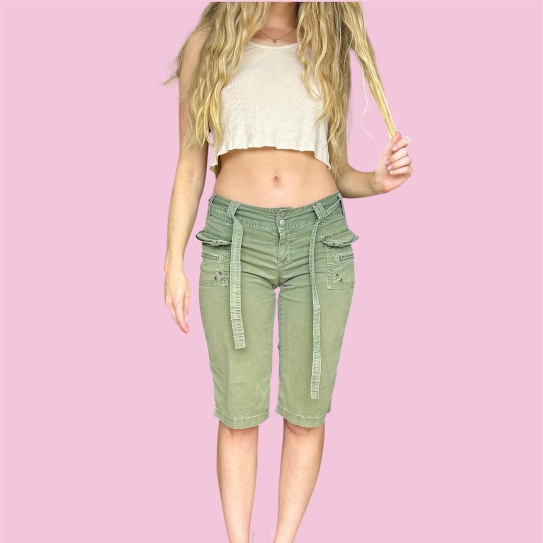 Vintage Early 2000’s Army Green Low Rise Bermuda Cargo Short Capris ...