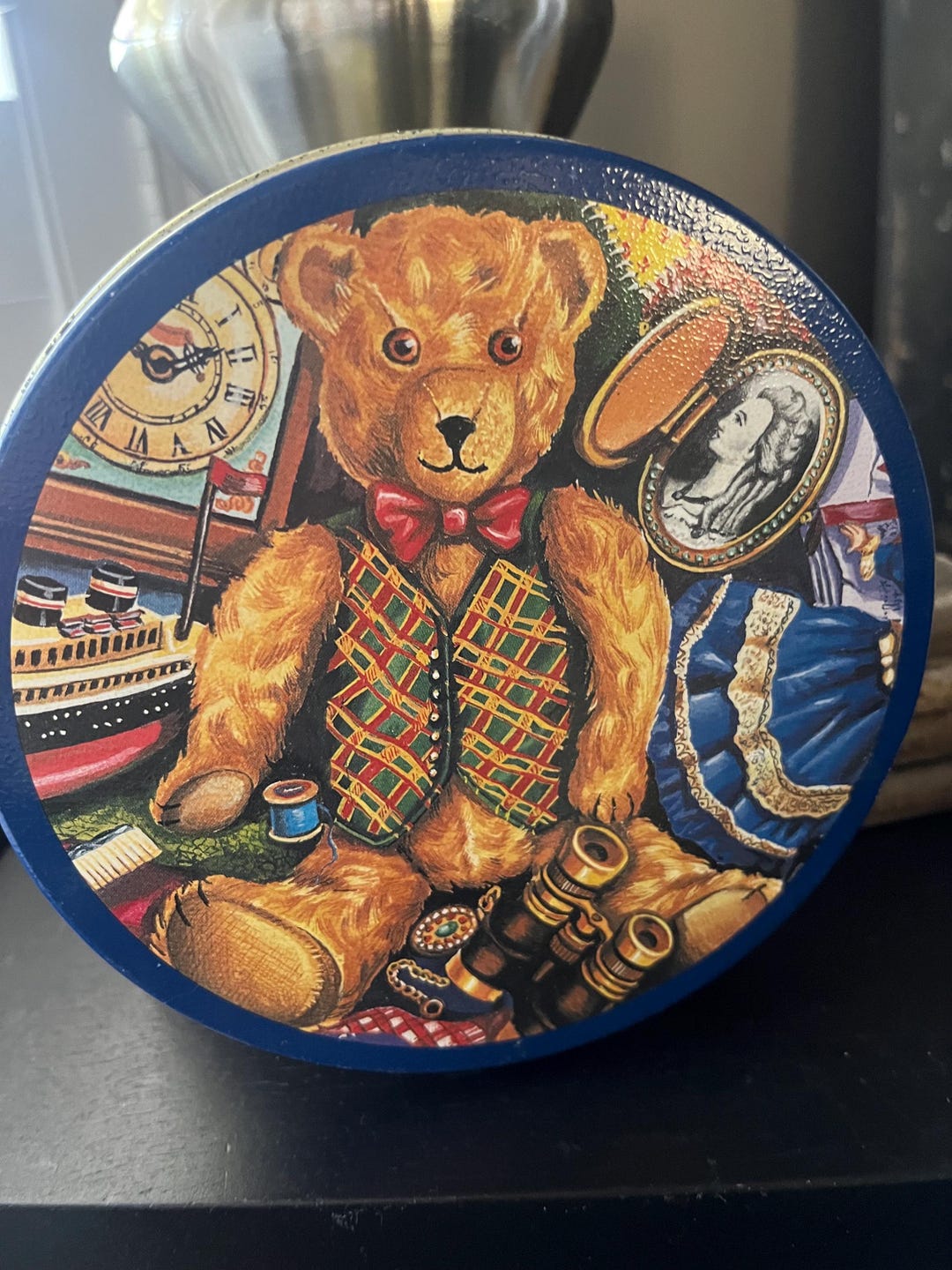 Vintage Round Tin, Teddy Bear Tin, Teddy Bear Decor - Etsy
