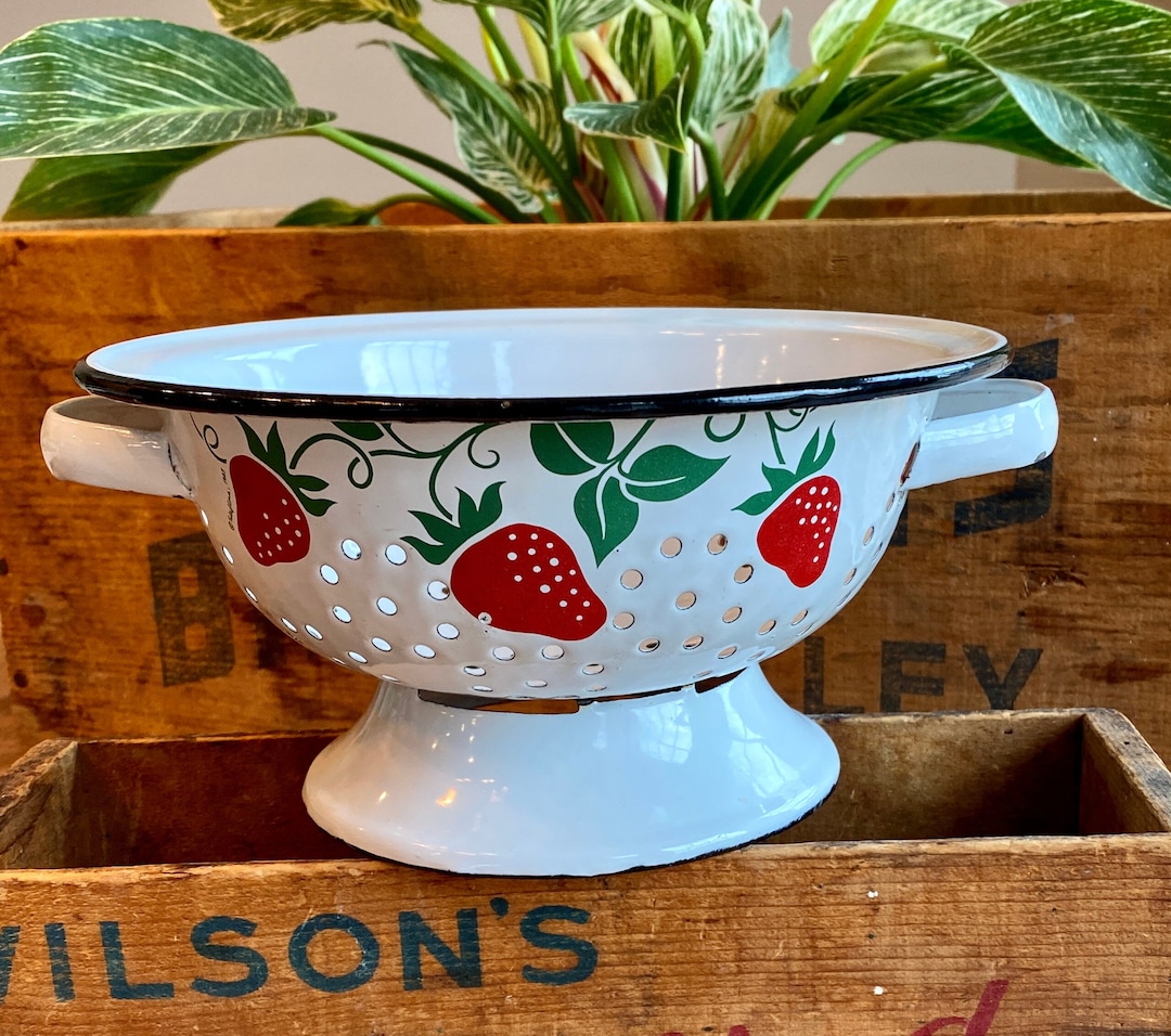 Vintage Strawberry Colander Made for Teleflora 1983, 1+ Quart Size, Add ...