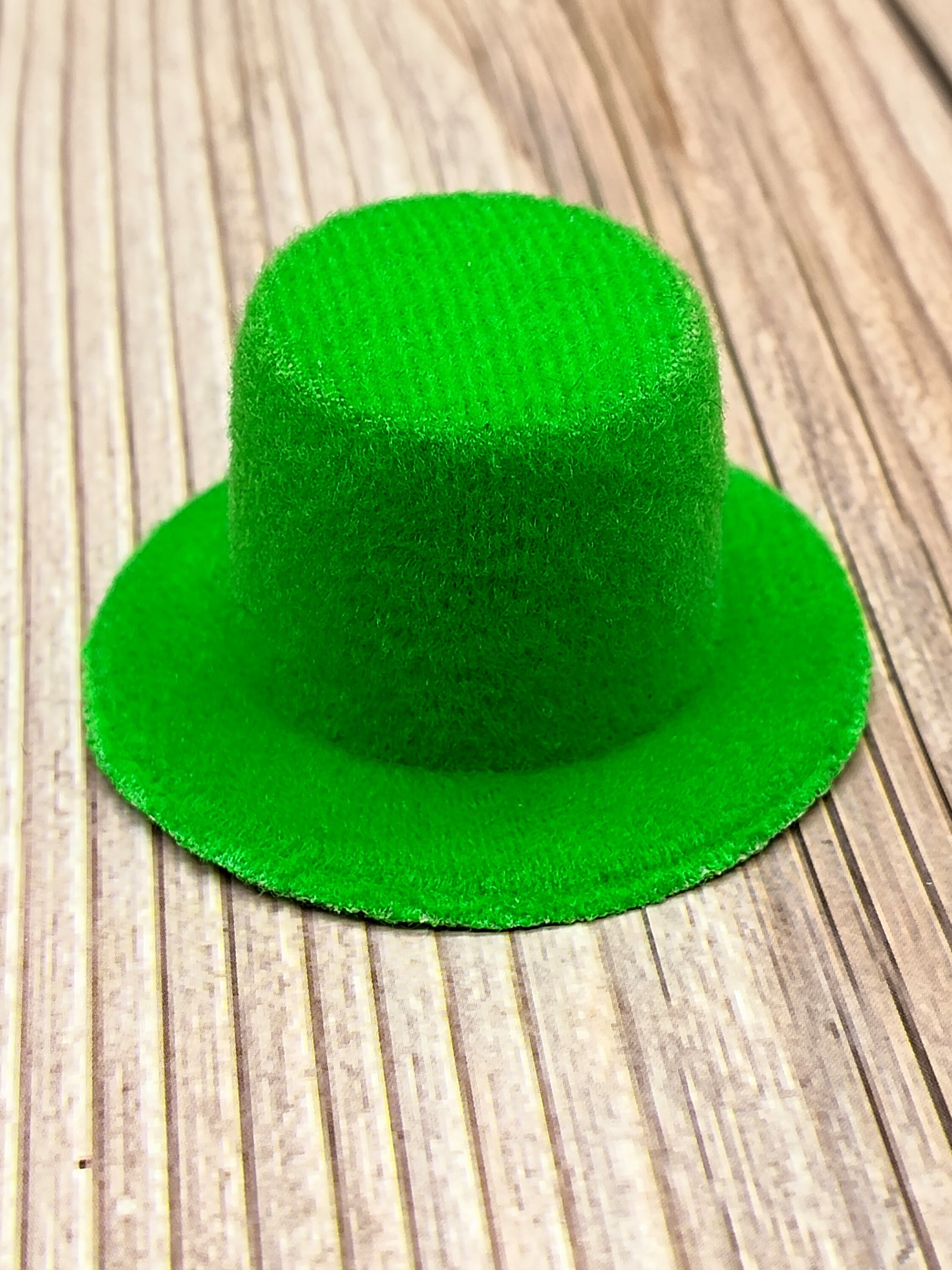 Light Green Mini Top Hat, Doll Hat, St Patrick's Day, Bulk Hats - Etsy