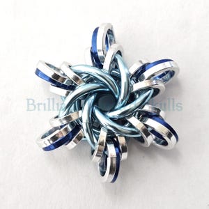 Tutorial for Starry Night Chain Maille Pendants by Brilliant Twisted ...