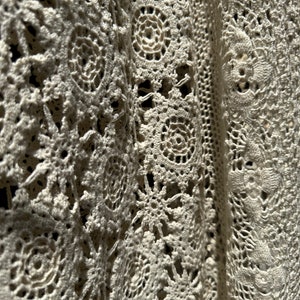 Vintage KEECO Floral Hand Crochet Coverlet Cotton Style 445 With Pillow ...