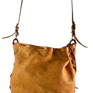 Vintage ALLHAN Jennifer Stilwell Tan Leather Drawstring Bucket Shoulder ...