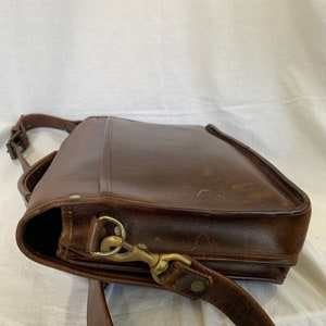 Vintage VILLAGE TANNERY by Sevestet Brown Thick Leather Briefcase ...