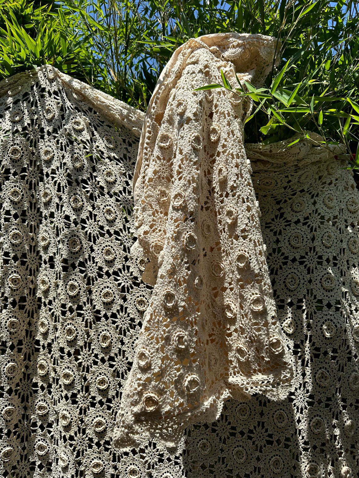 Vintage KEECO Floral Hand Crochet Coverlet Cotton Style 445 With Pillow ...