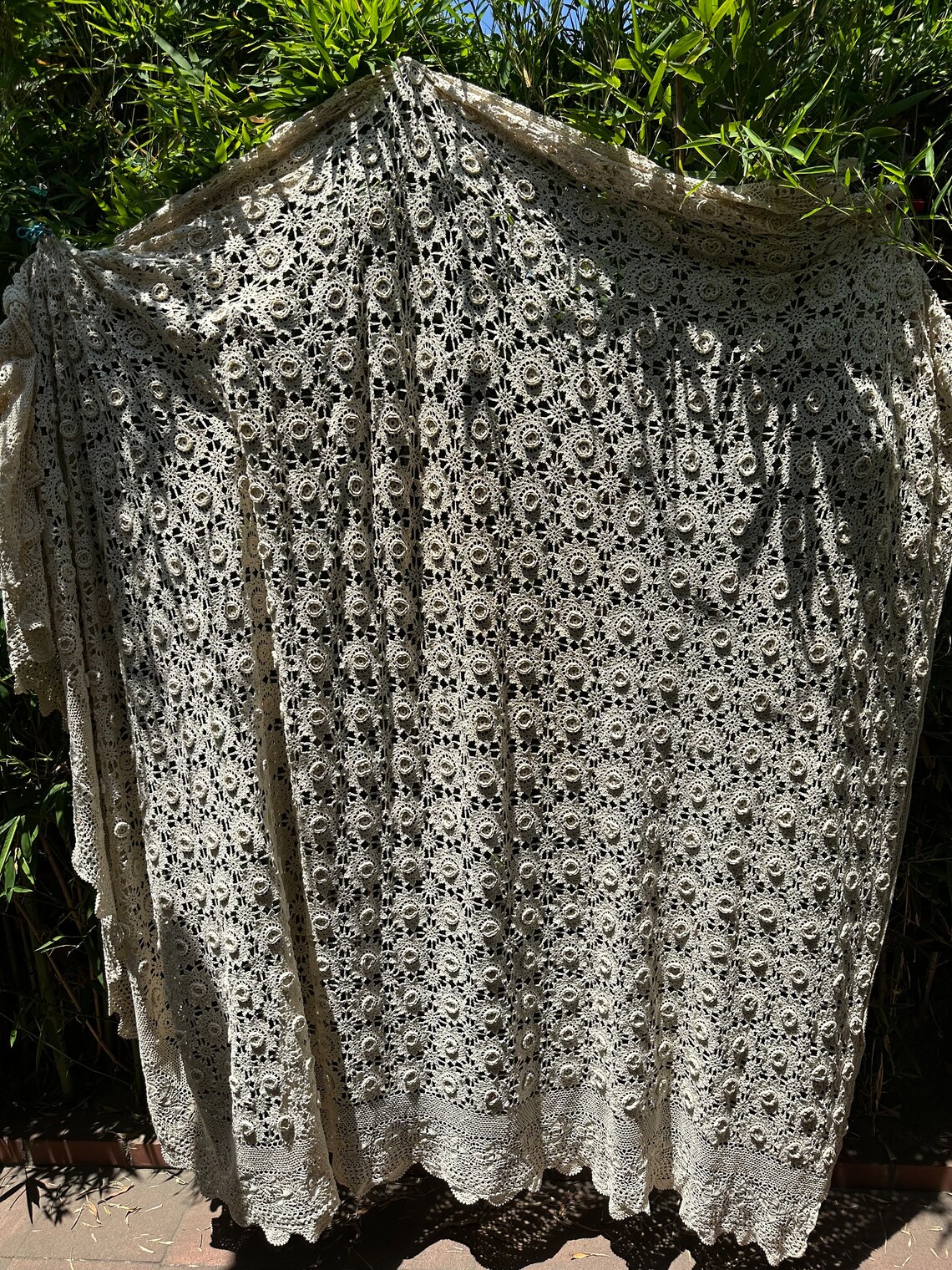 Vintage KEECO Floral Hand Crochet Coverlet Cotton Style 445 With Pillow ...