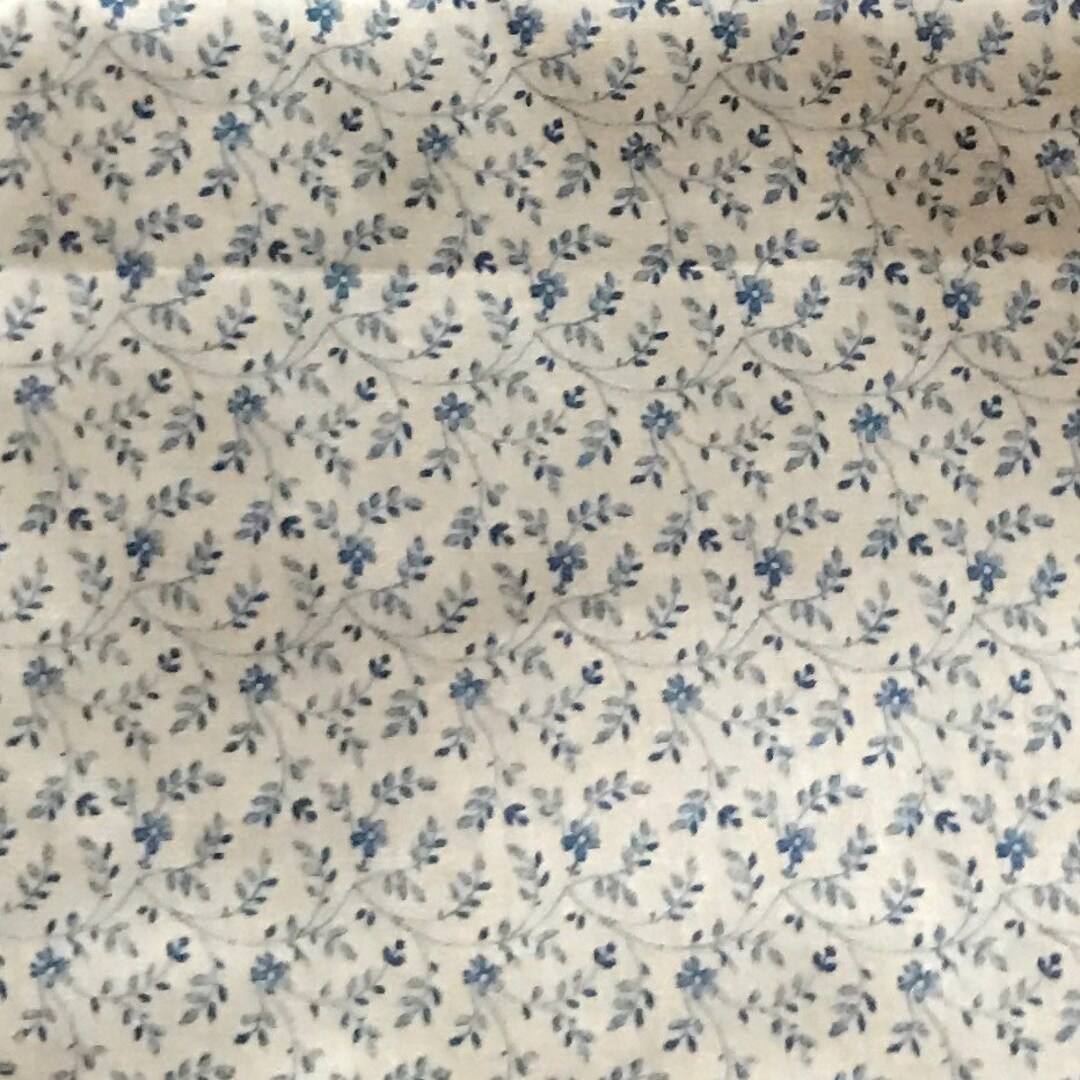Tan / Beige Cotton Fabric Material Yardage Remnant With Calico Blue ...